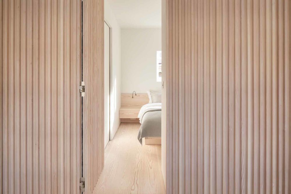 Proctor and Shaw - Aucoot