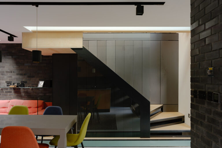 Clifton Road, Crouch End, London N8 - Aucoot