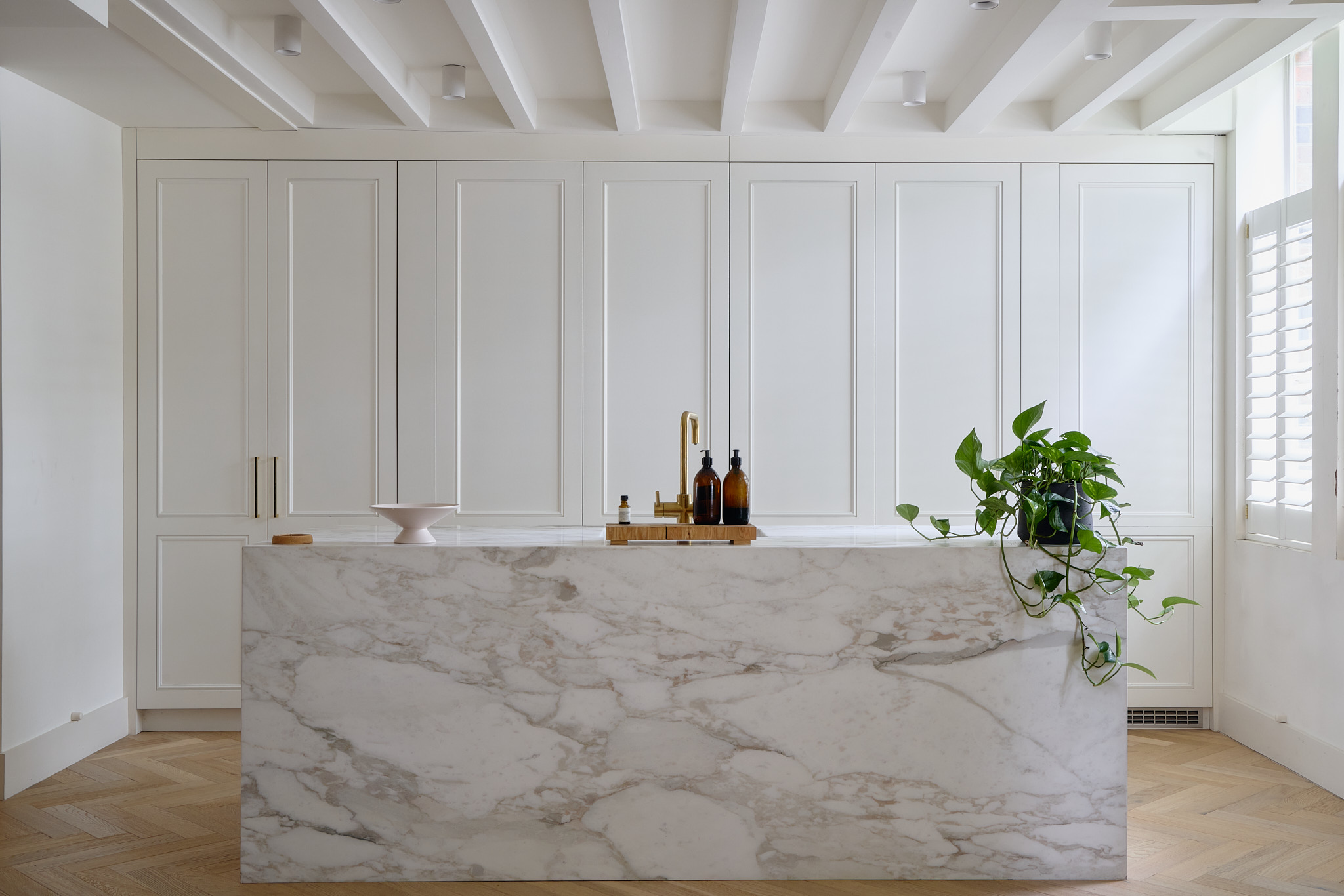 Clock Court, Snaresbrook, London E11 - Aucoot