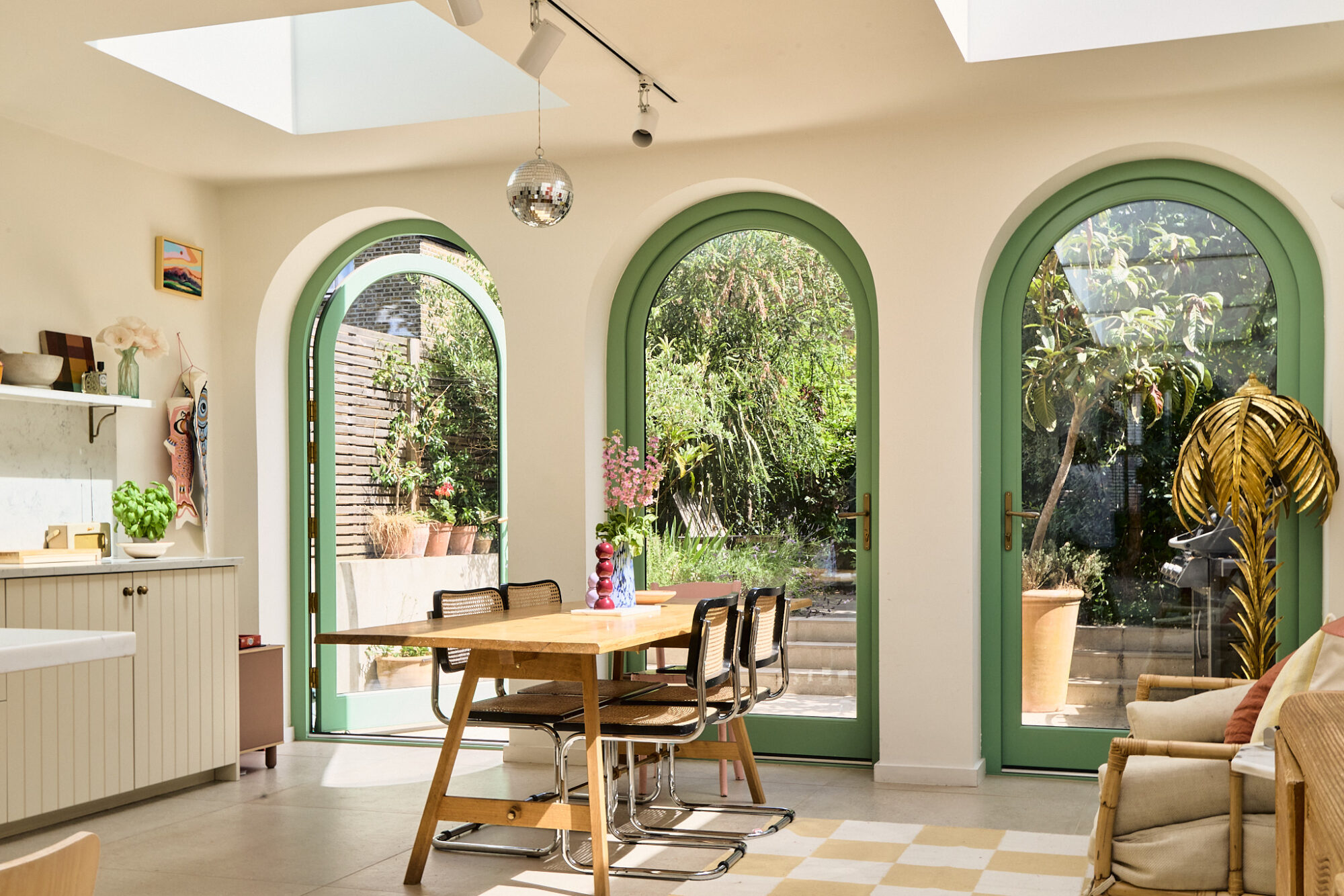 Fairmount Road, Brixton Hill, London, SW2 - Aucoot